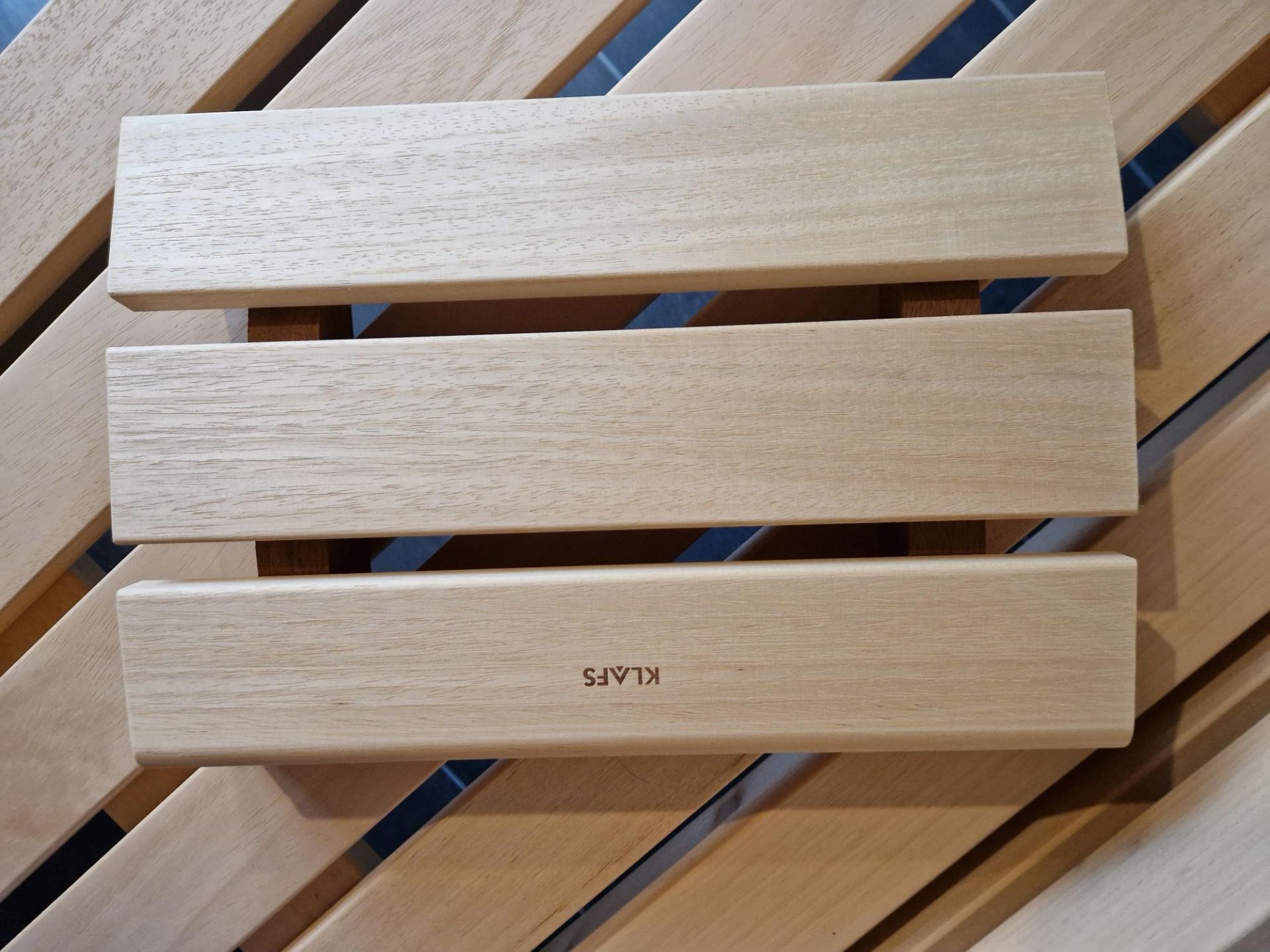 Kopfstütze PREMIUM Hemlock für die Sauna | KLAFS Saunashop